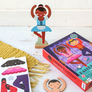 BALLET DANCERS Magnetic Dress Up Play Set - 100 Costume Combinations